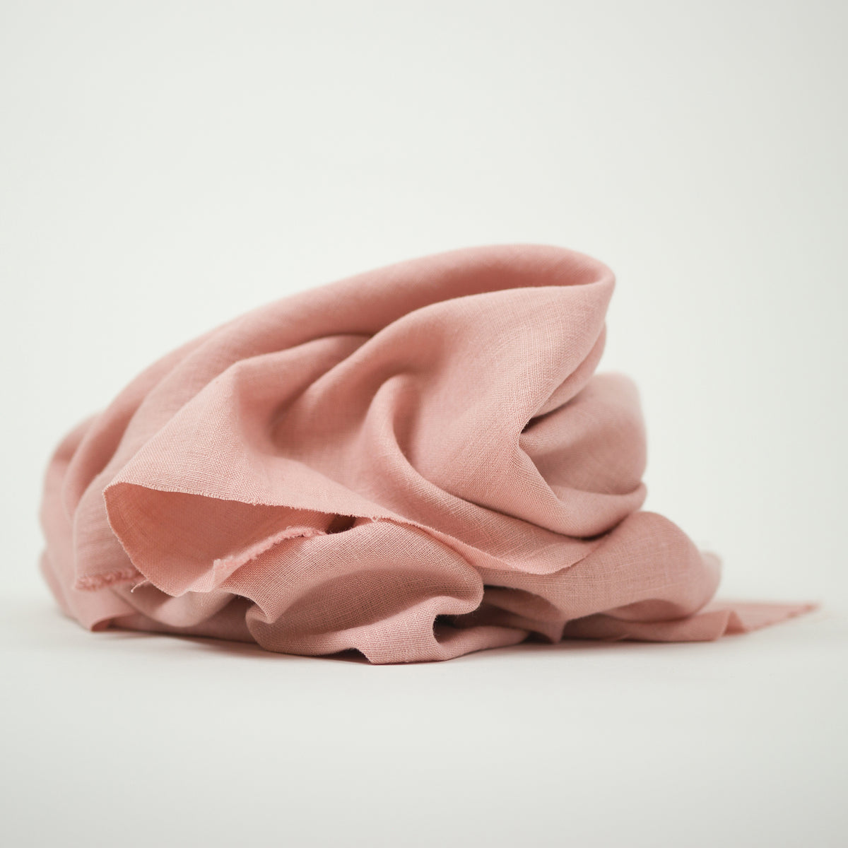 בד פשתן מכובס Pink Salt - Washed Linen – FiberFeels